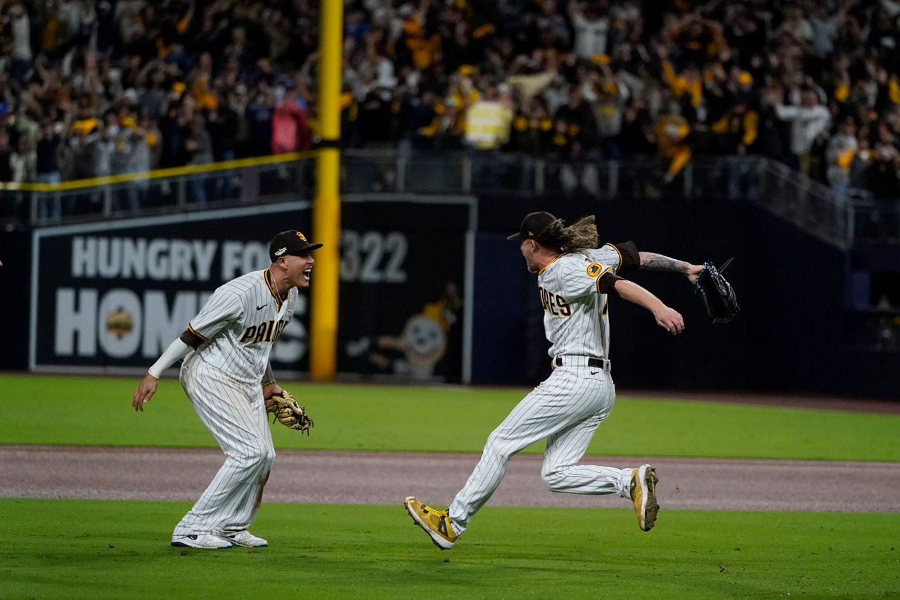 Cronenworth, Padres rally to stun Dodgers 5-3 to reach NLCS