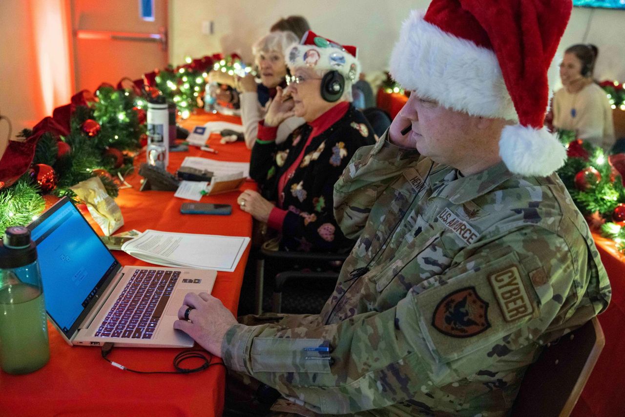 NORAD continues decades-long tradition of tracking Santa's trip around ...