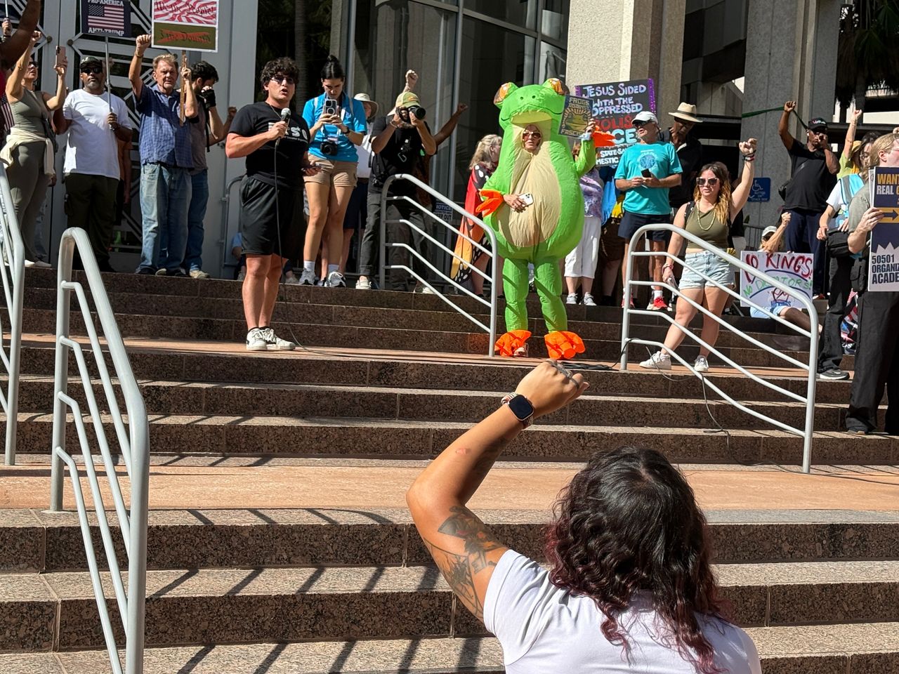 Protesters gather in Tampa Bay, Orlando for 'No Kings'