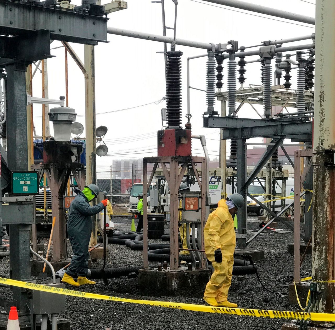 NYC utility probes electric flash that lit sky in eerie blue