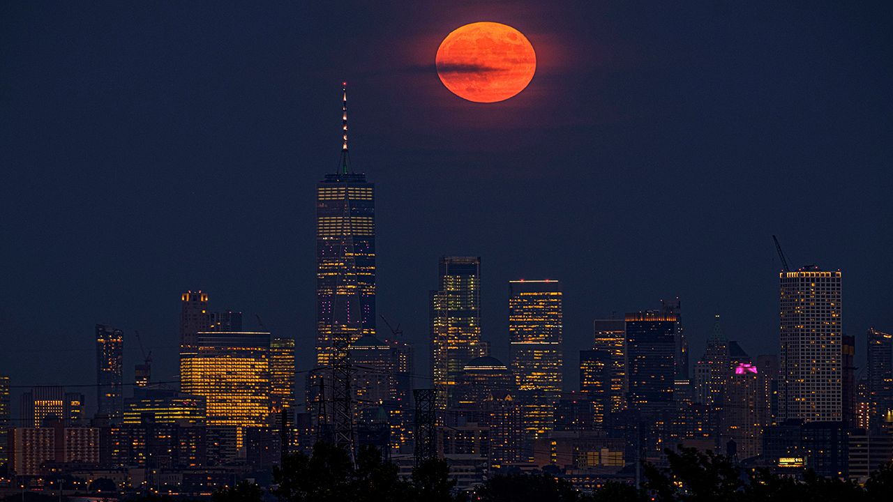 What's Up in the Night Sky in April?