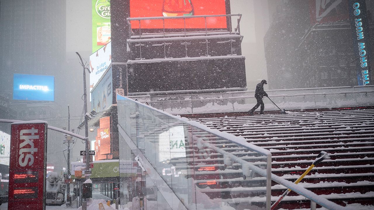 When will NYC receive it's first inch of snow