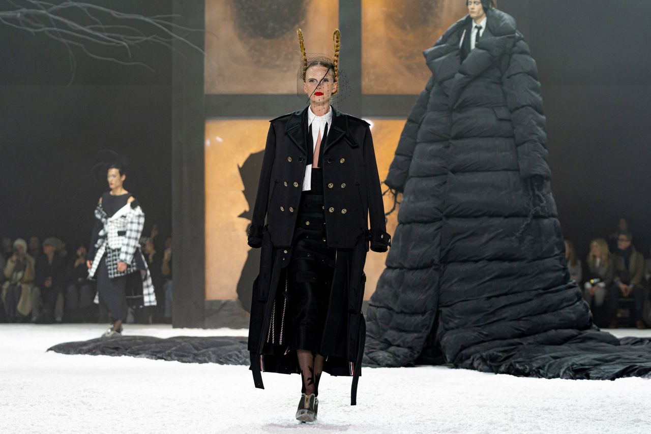 Thom Browne closes out NY Fashion Week with a black-and-white flourish ...