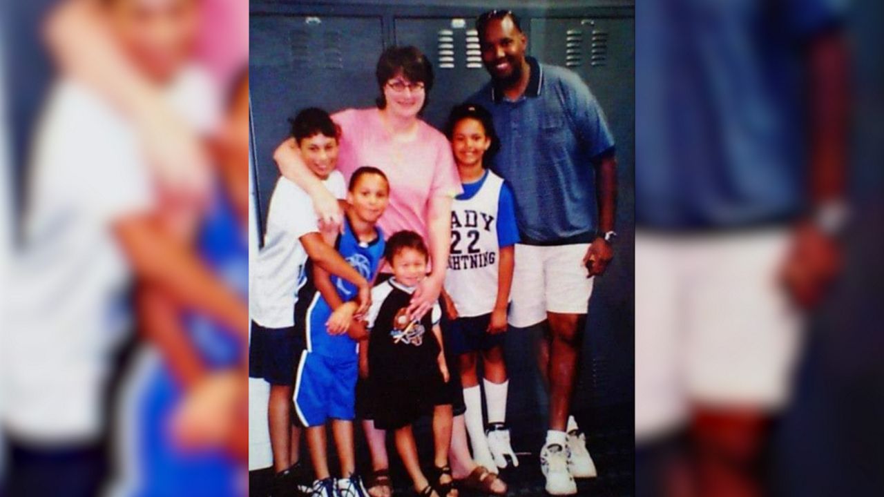 Basketball family all played in college