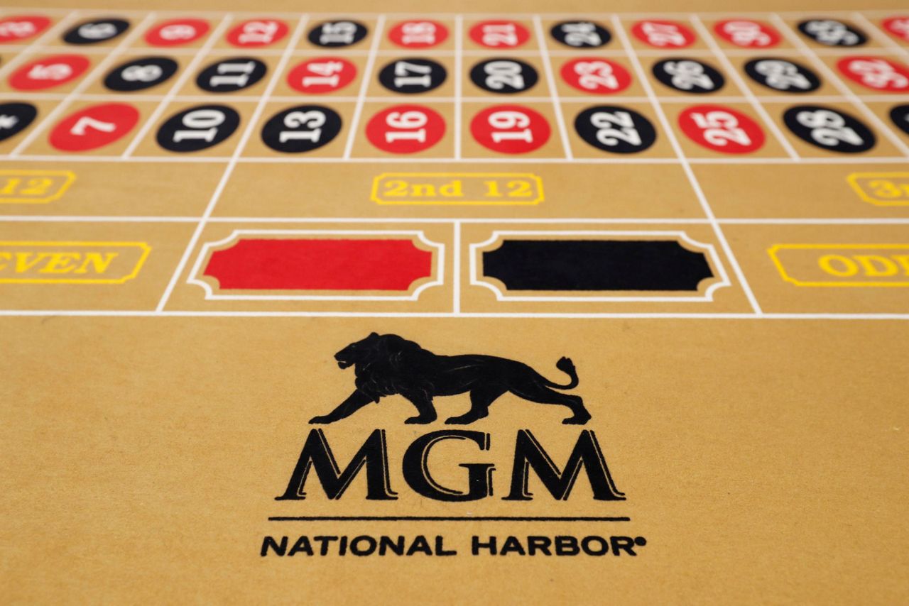 1 dead after shooting at MGM National Harbor in DC suburbs, police say