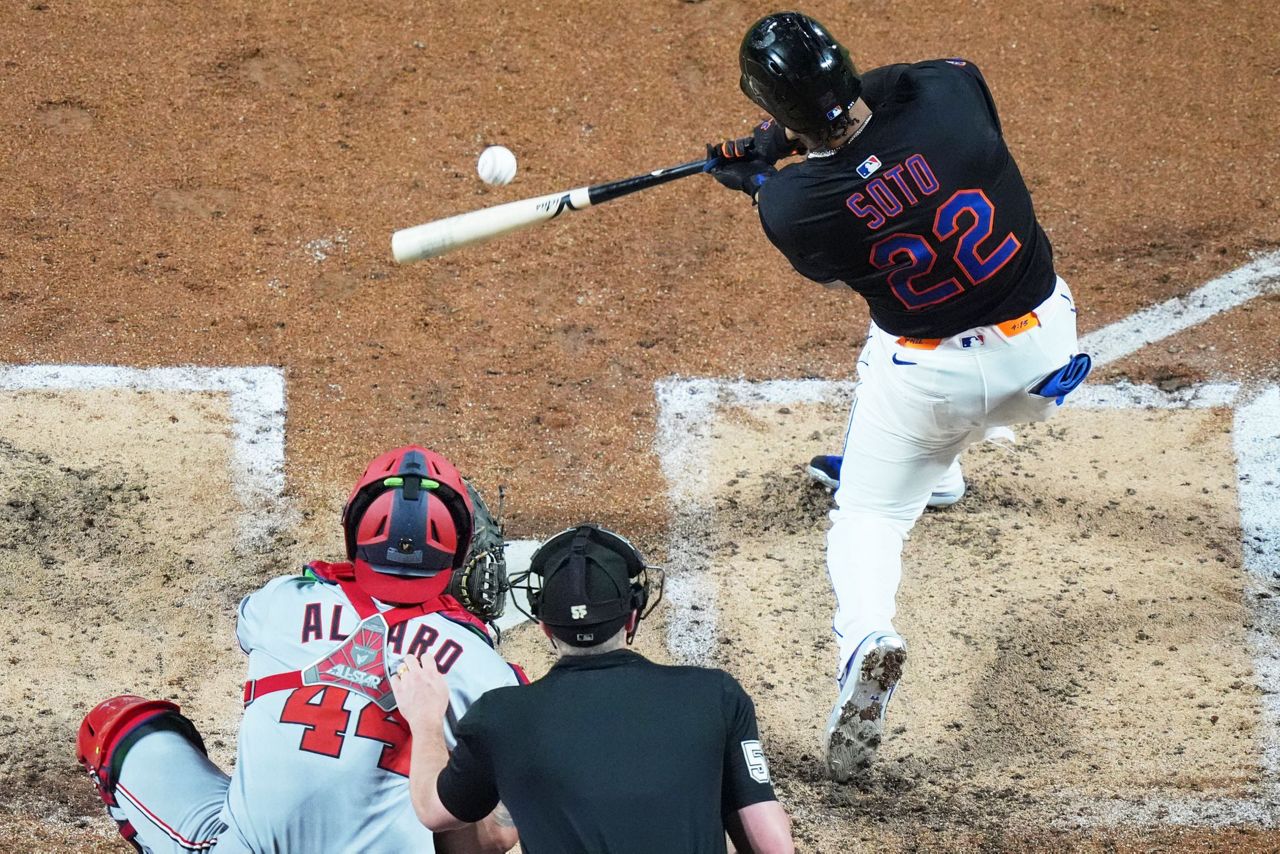 Mets slugger Juan Soto hits career-high 42nd homer in first year of $765 million contract