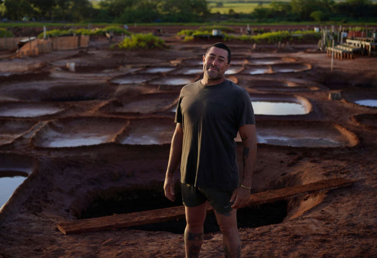 Native Hawaiian salt makers combat climate change and pollution to ...