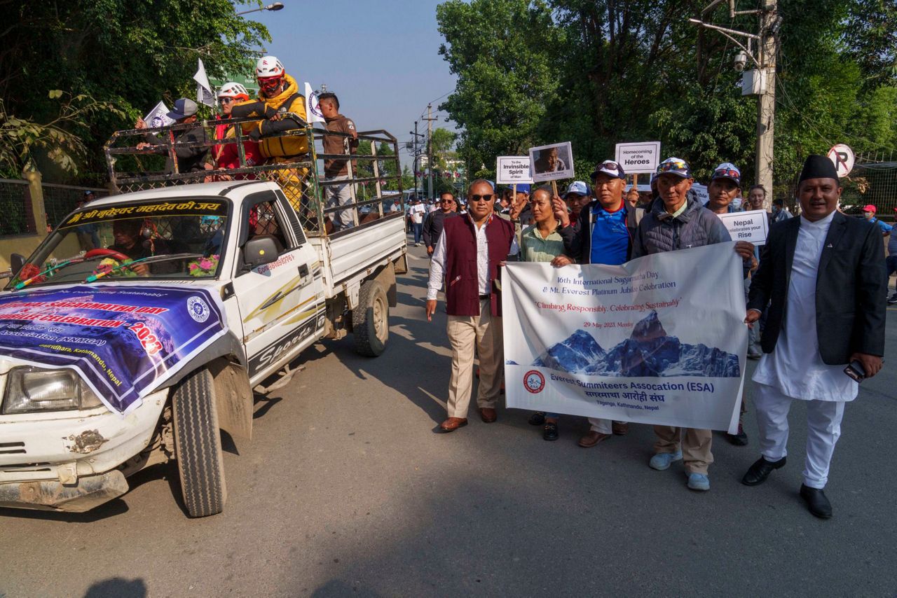 Nepal honors Sherpa guides, climbers to mark 70th anniversary of Mount ...