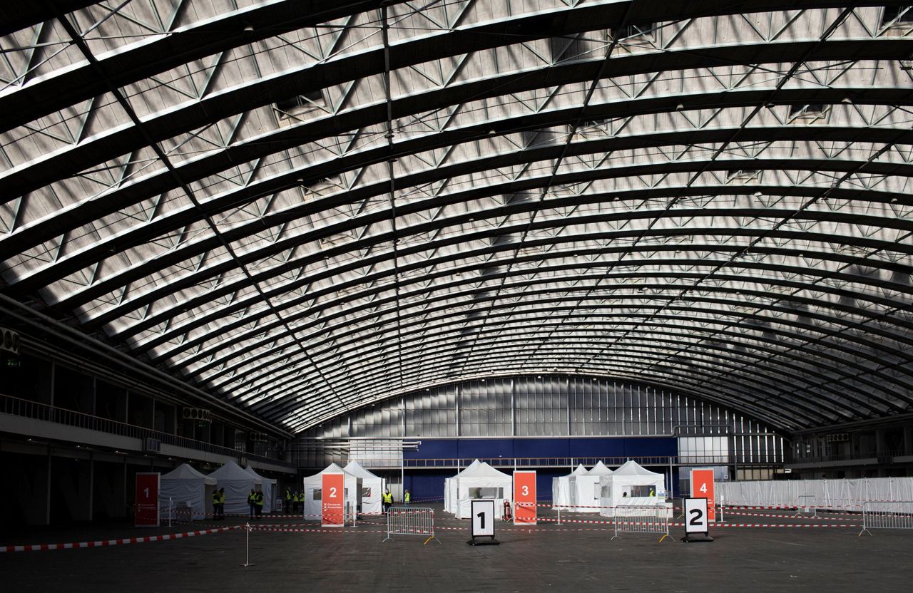 Voting starts in coronavirus-affected Dutch election