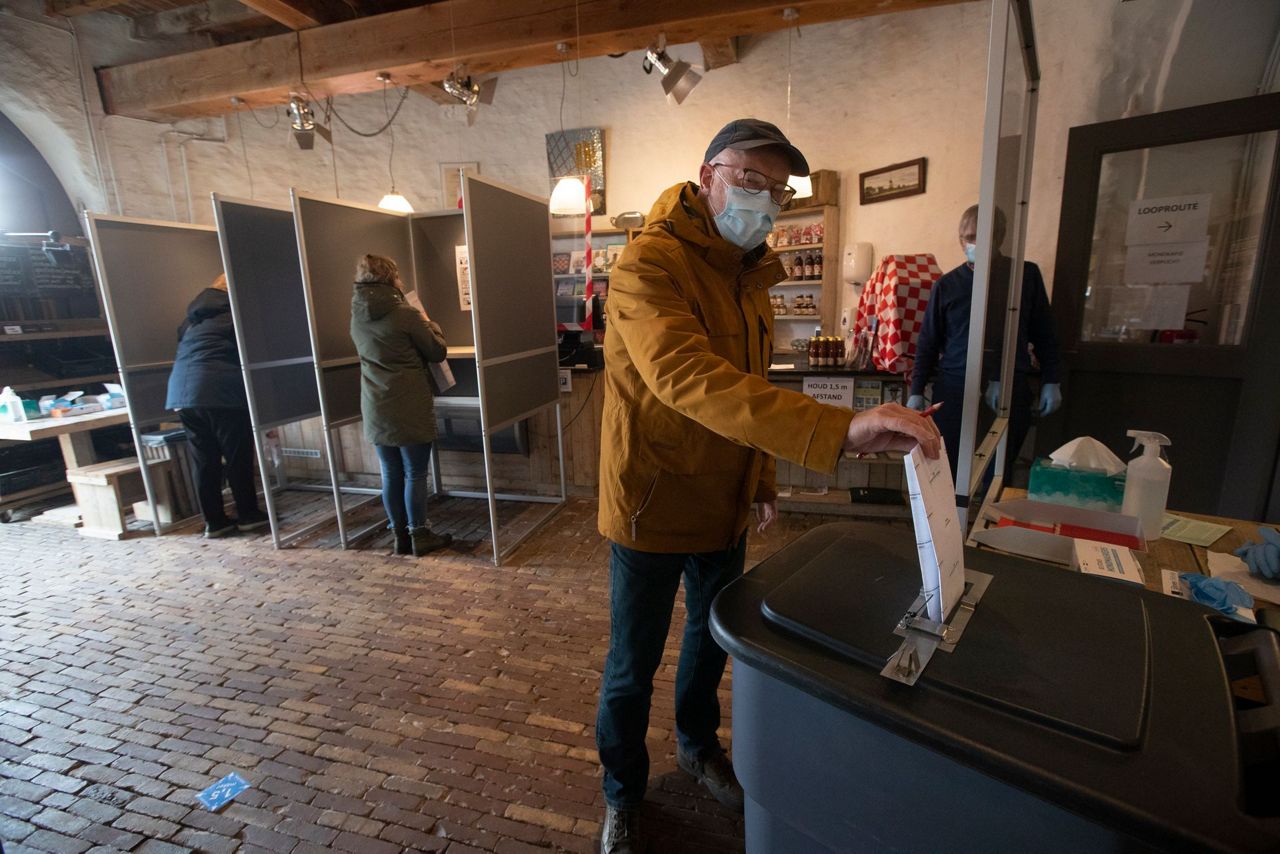 Voters go to polls on final day of virus-hit Dutch election