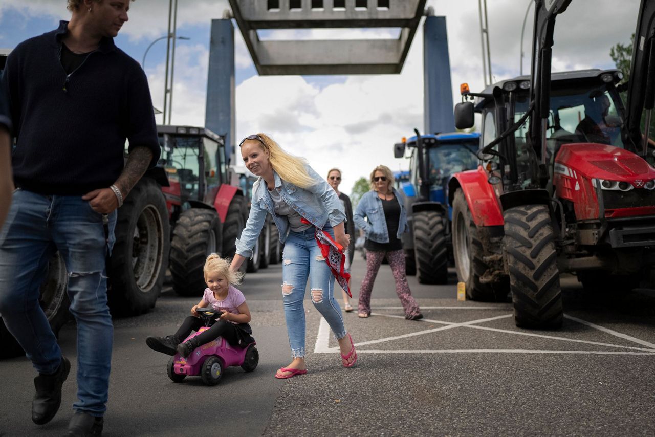 Anger simmers for Dutch farmers who oppose pollution cuts