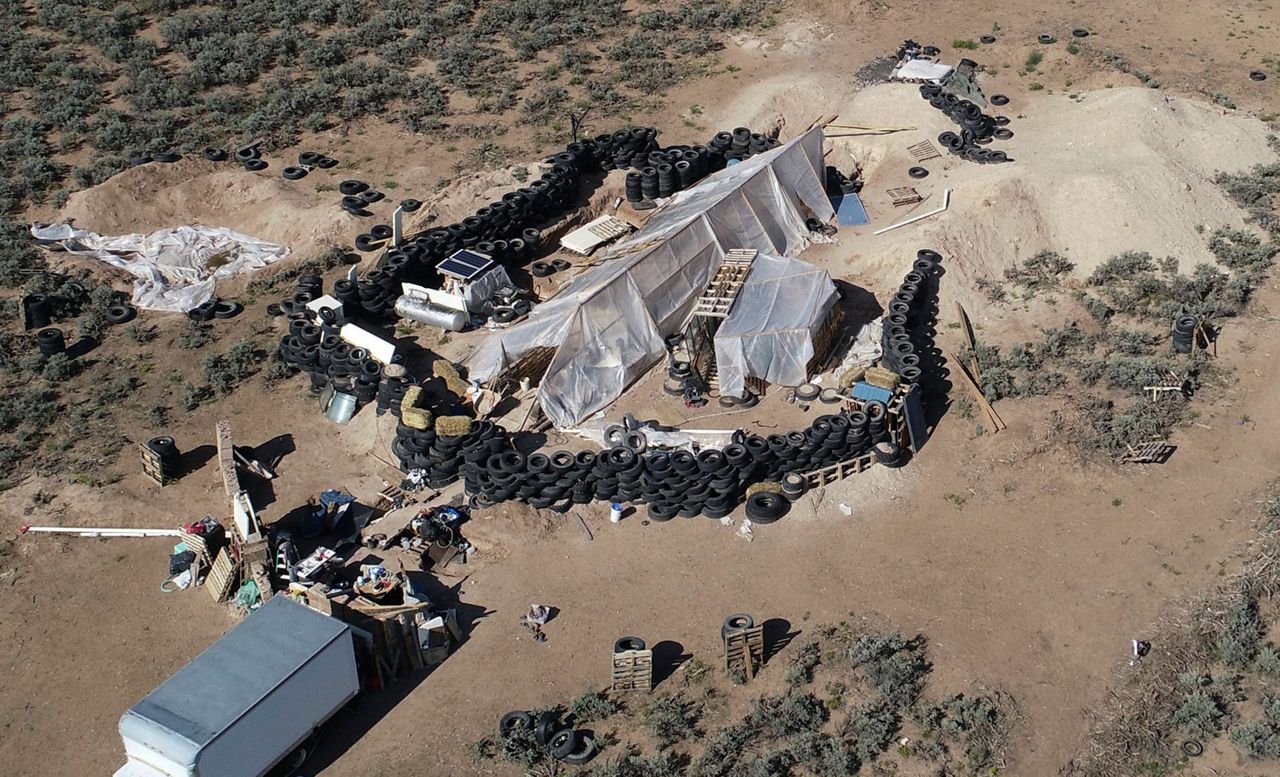 Residents of New Mexico compound indicted on federal charges