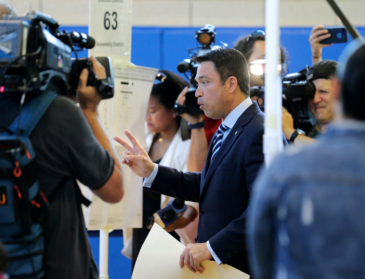 Donovan survives GOP primary challenge from ex-convict