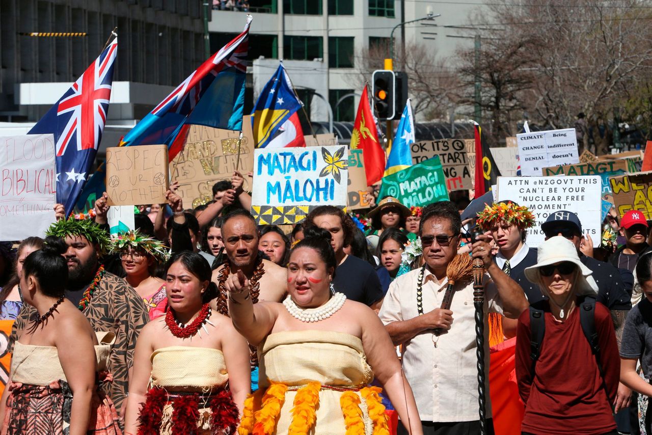 Thousands in New Zealand join 2nd wave of climate protests