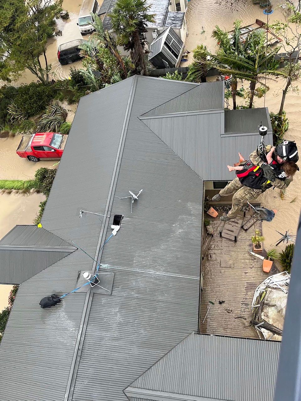 New Zealand plans final rescues soon after cyclone kills 2