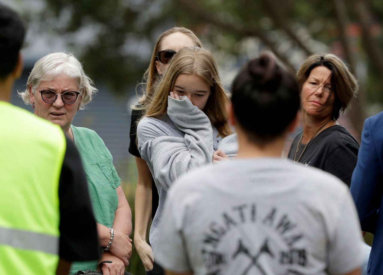 New Zealand hospitals order skin to treat volcano survivors