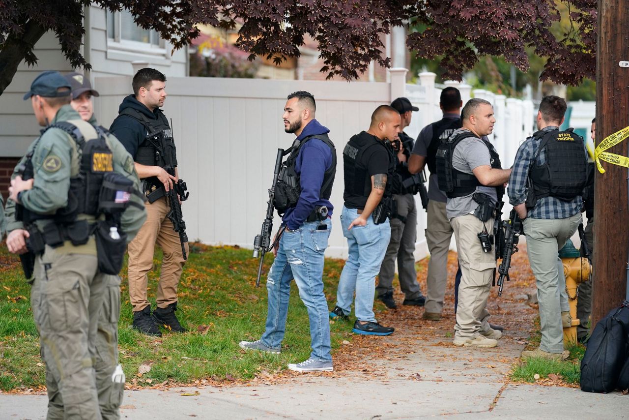 Gunman who wounded 2 Newark police officers remains at large