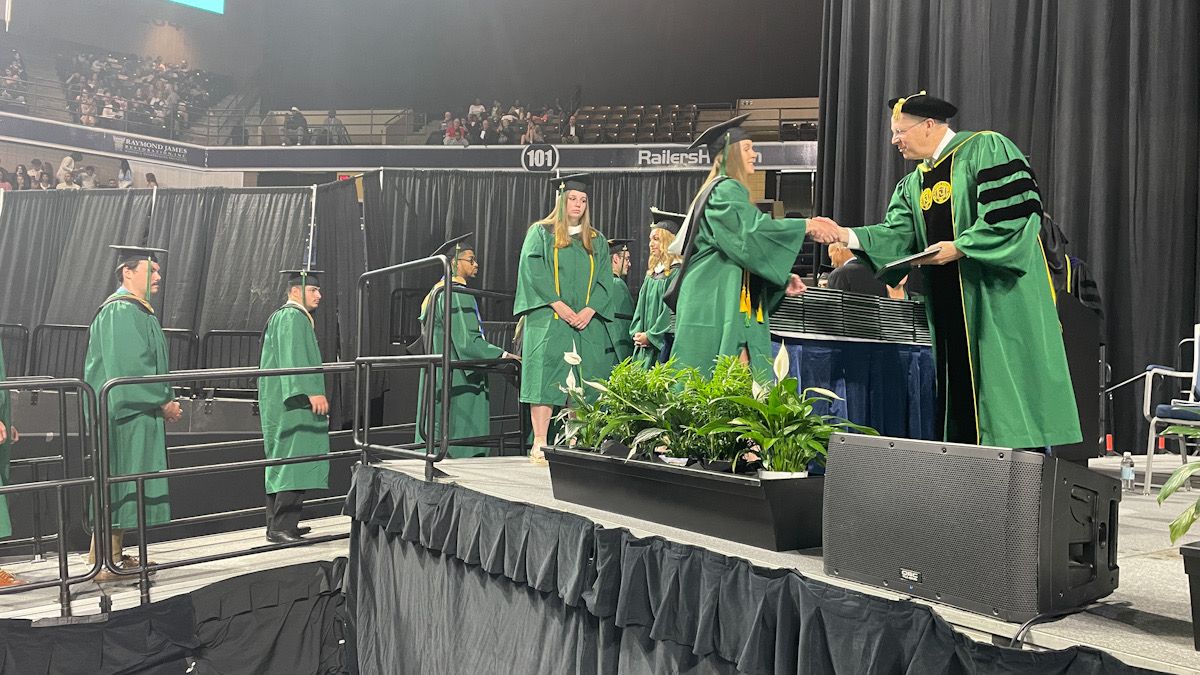 Nichols College holds Commencement Day