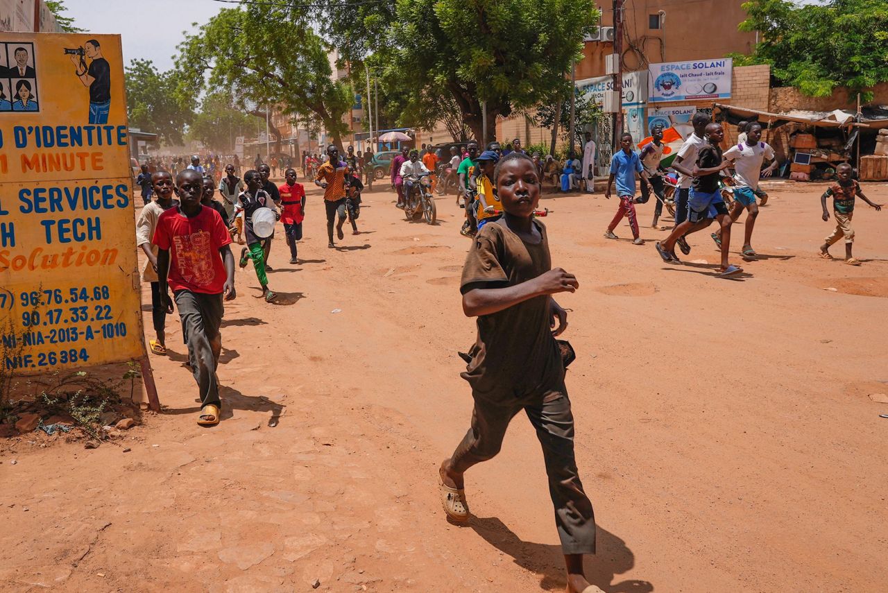 Niger's junta gains the upper hand over the regional bloc threatening ...
