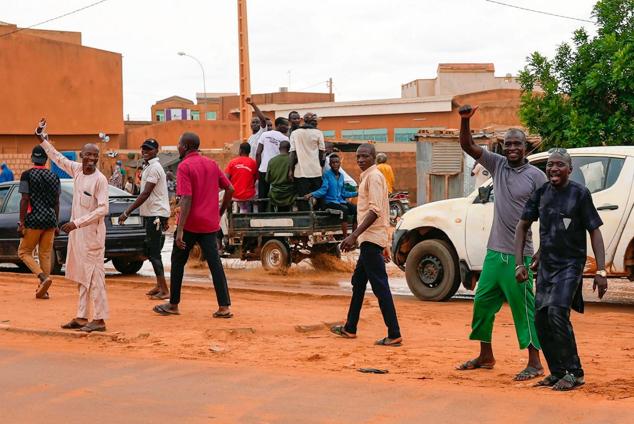 Allies of Niger president overthrown by military are appealing to the ...