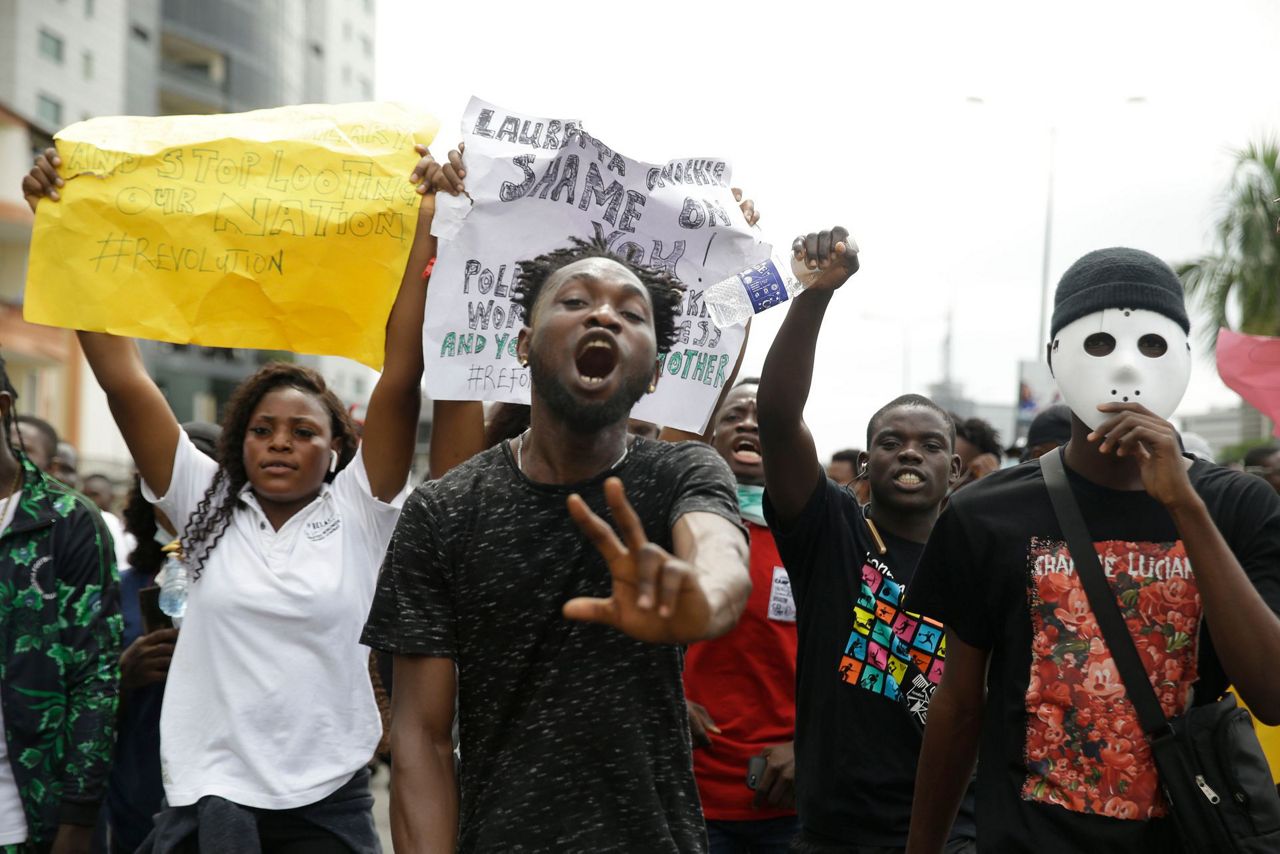 Nigeria protesters demand police reforms for sixth day