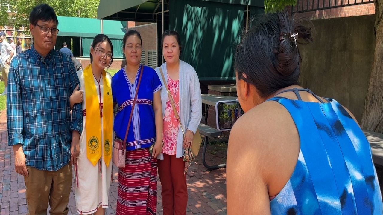 'Don't give up': Thai refugee graduates with nursing degree