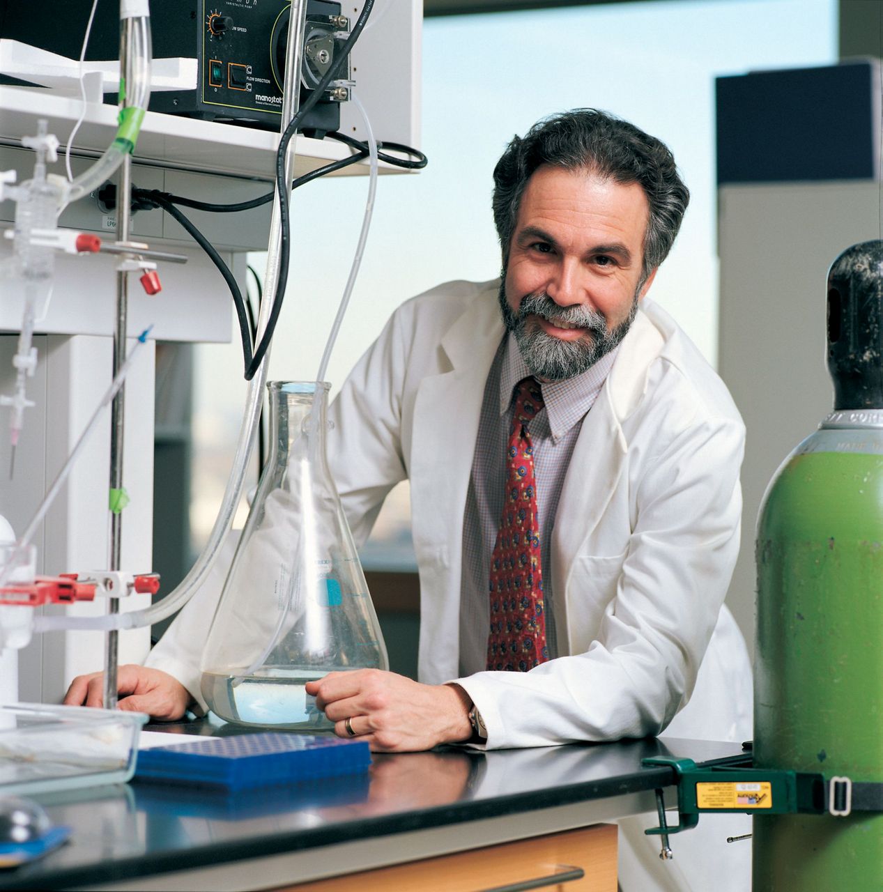 The Latest: 3 scientists given Nobel Prize for cell research