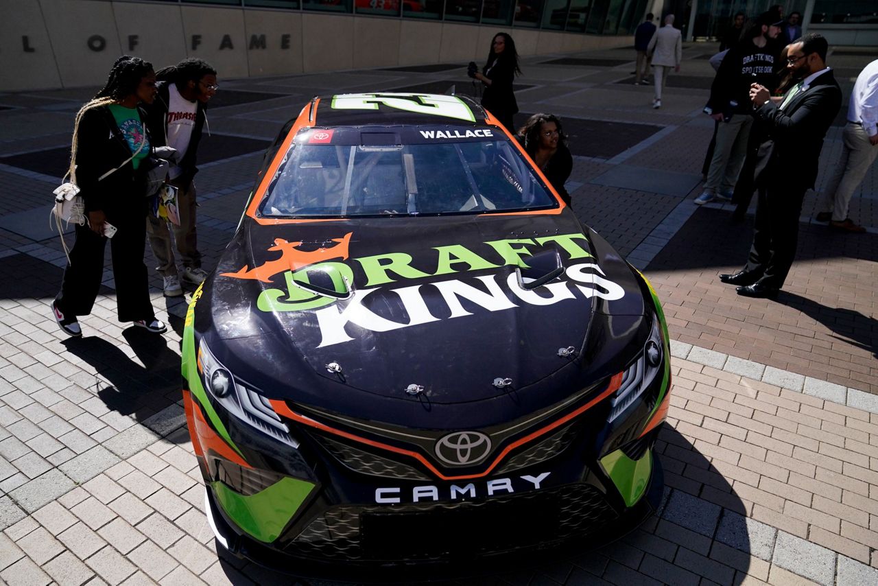 North Carolina launches statewide sports wagering