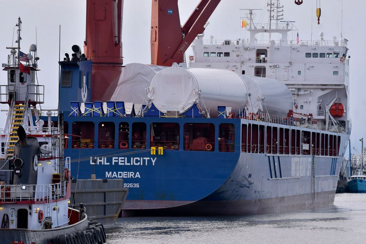 Once a whaling port, New Bedford wants to light the world again, with wind