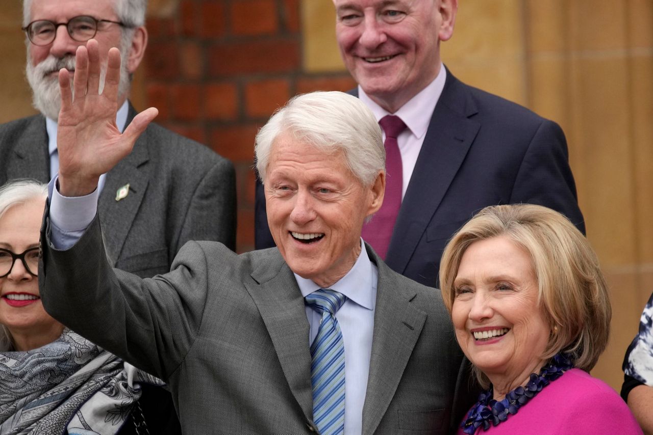 Clinton, Blair to mark Northern Ireland peace milestone