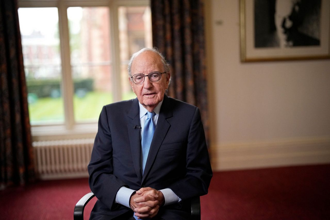 Peacemaker George Mitchell makes poignant Belfast return