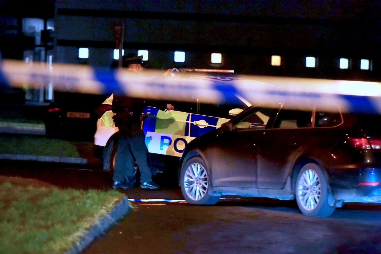 IRA dissidents suspected of shooting N Ireland detective