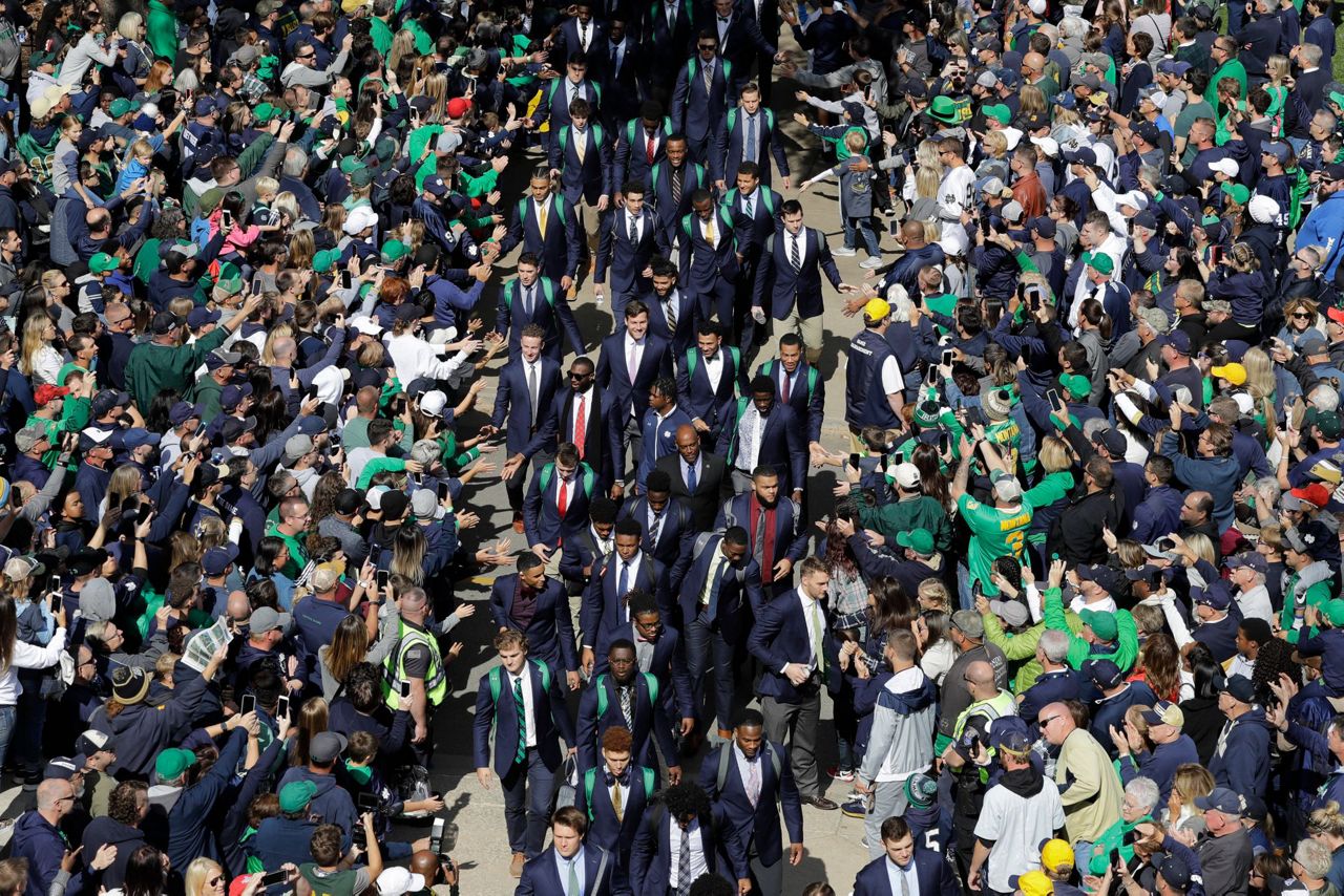 No. 5 Notre Dame basks in its unusual home 'crowd'