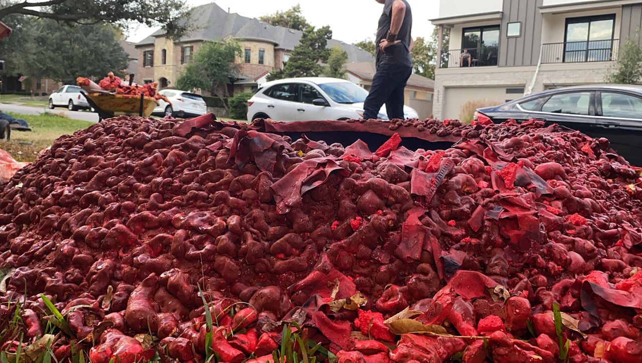 Dallas homeowner brings back bloody Halloween display