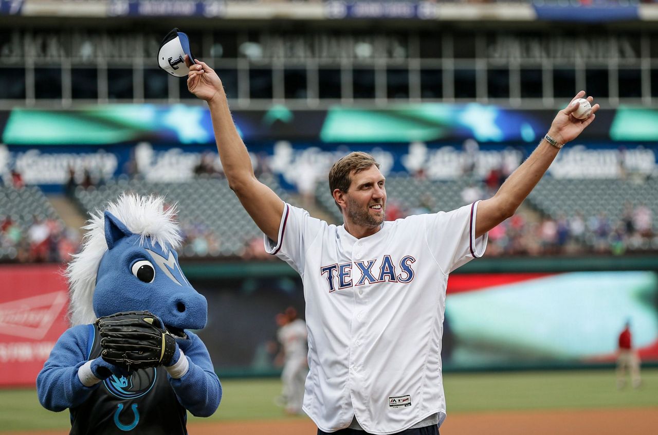 Nowitzki soaking up retirement after 21 seasons with Mavs