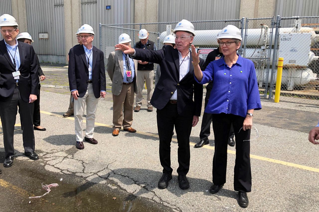 energy-secretary-to-visit-nuclear-plant-discuss-waste-issue