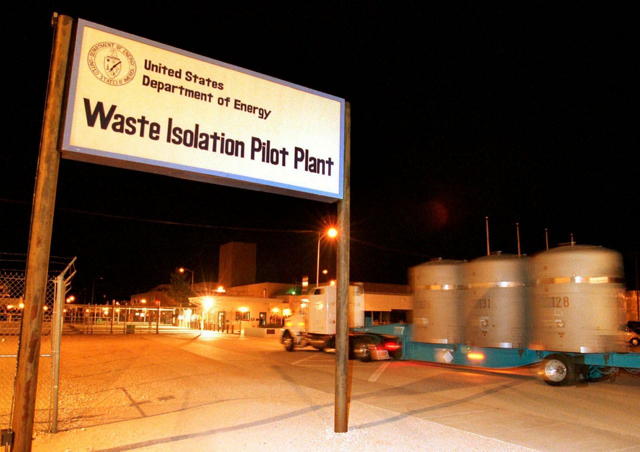 US underground nuclear waste dump explained