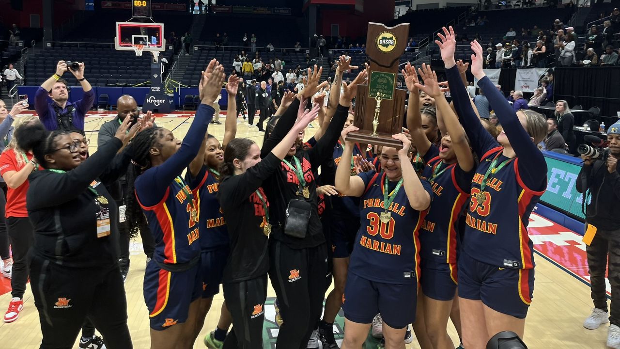Purcell Marian wins 3rd-straight championship