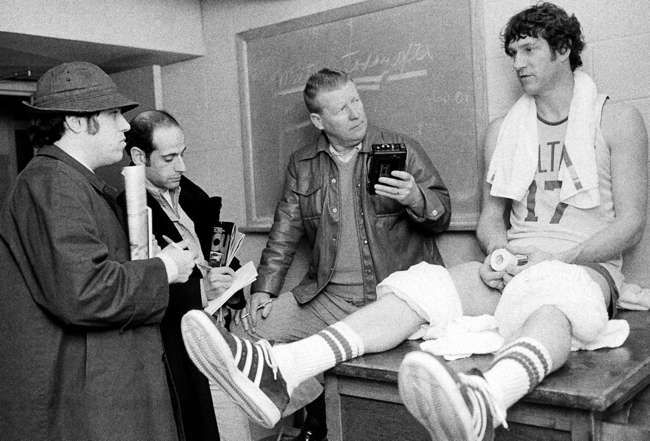 John Havlicek, Boston Celtics great, dies at 79