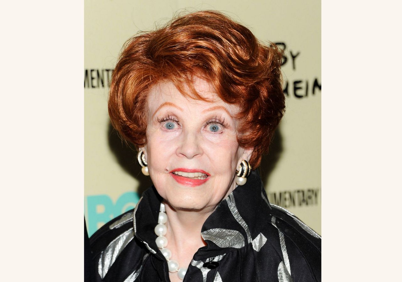 Arlene Dahl, who shone in films of the 1950s, dies at 96