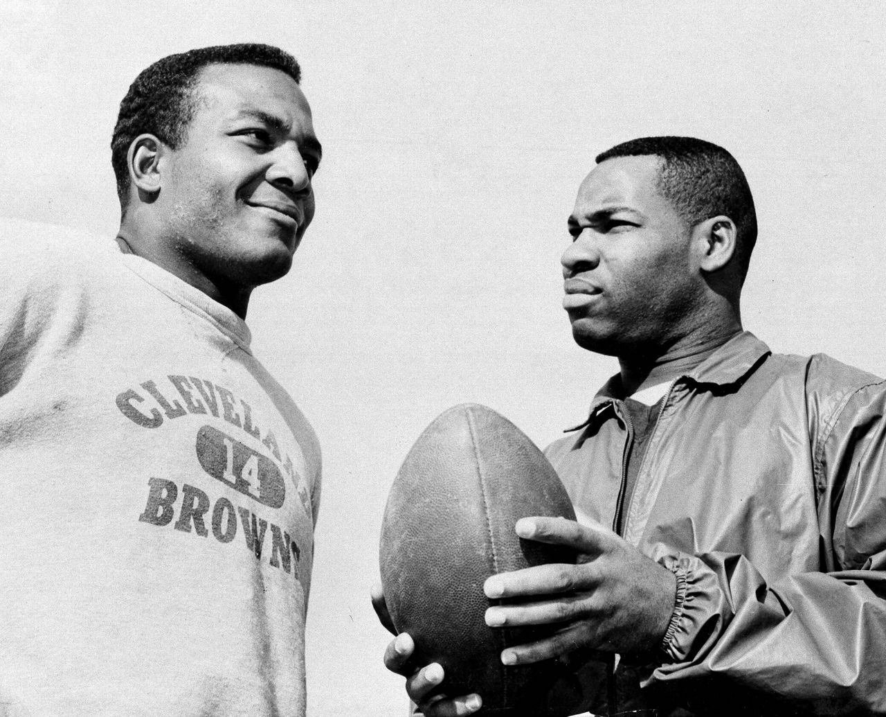 Pro Football Hall of Famer Bobby Mitchell dies at 84