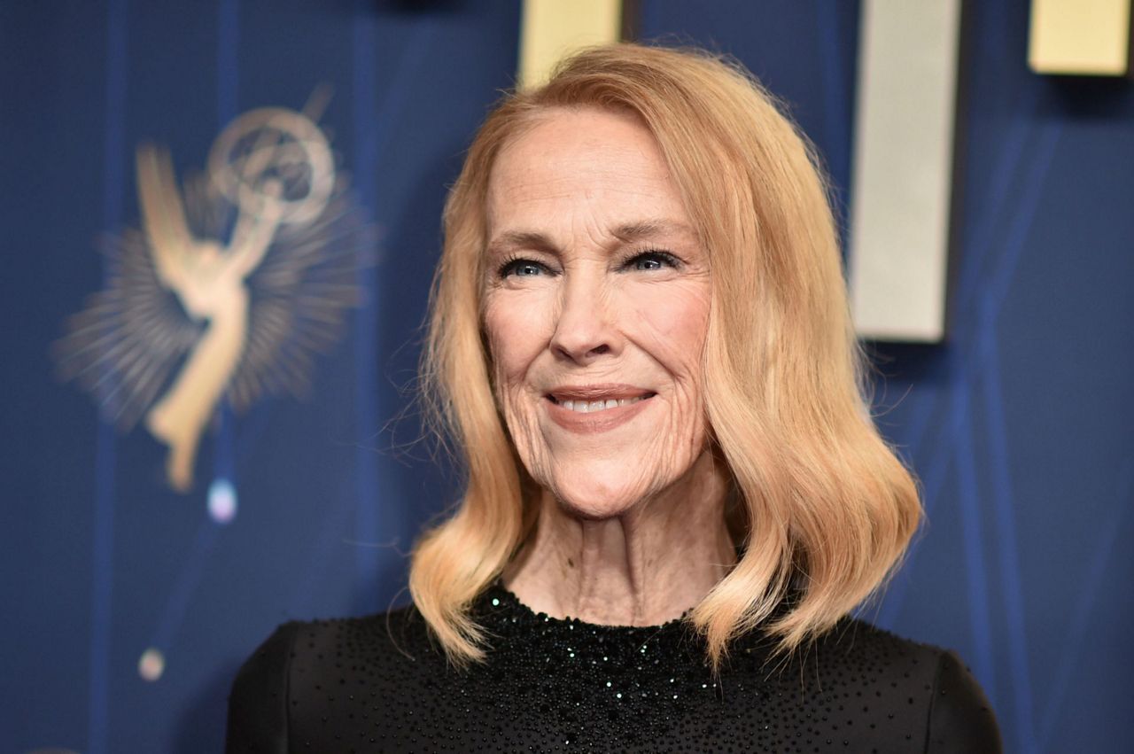 Catherine O'Hara died from a pulmonary embolism. Cancer was the ...