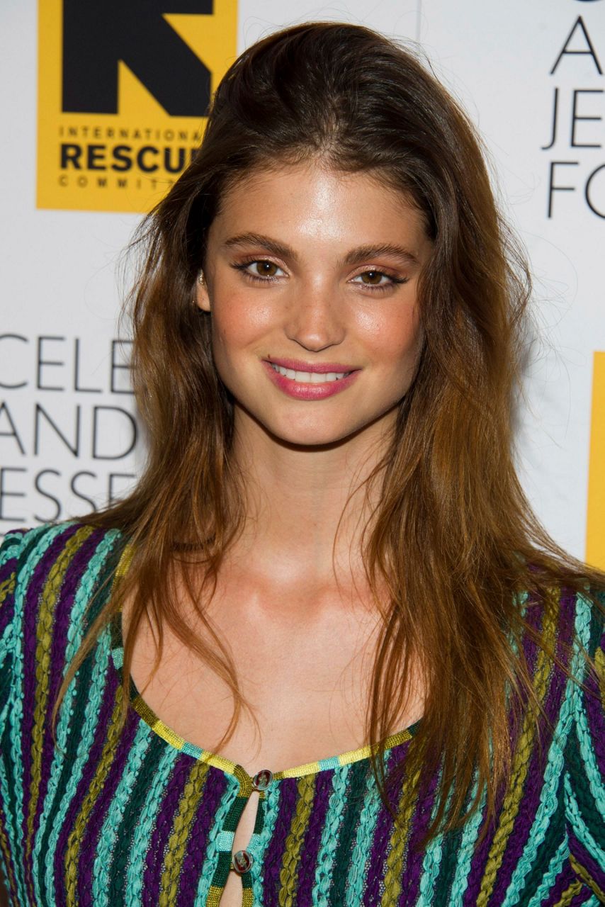 'Triangle of Sadness' actor, model Charlbi Dean dies at 32