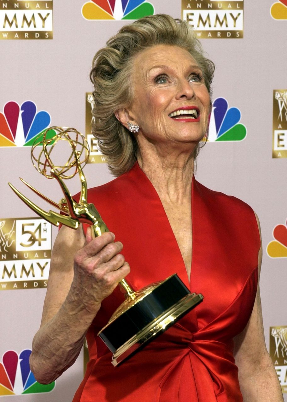 Oscar and Emmy-winning actor Cloris Leachman dies at 94
