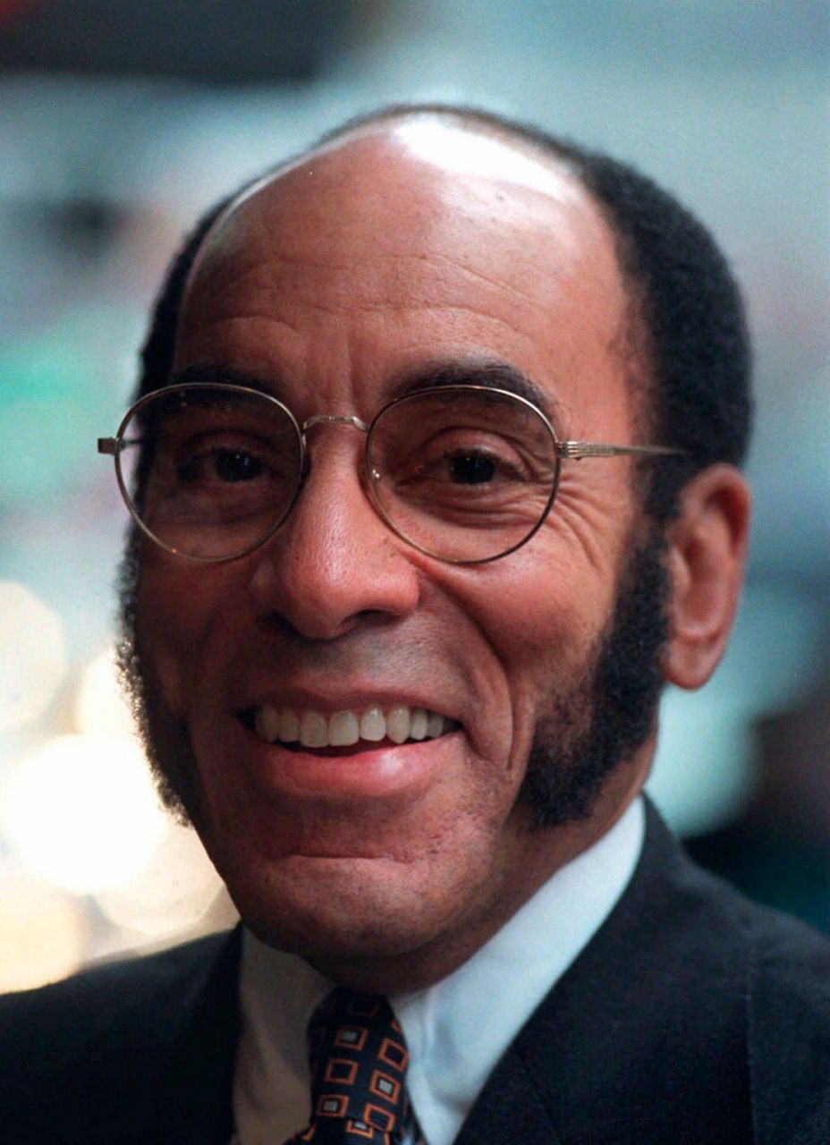 Earl Graves Sr., founder of Black Enterprise magazine, dies