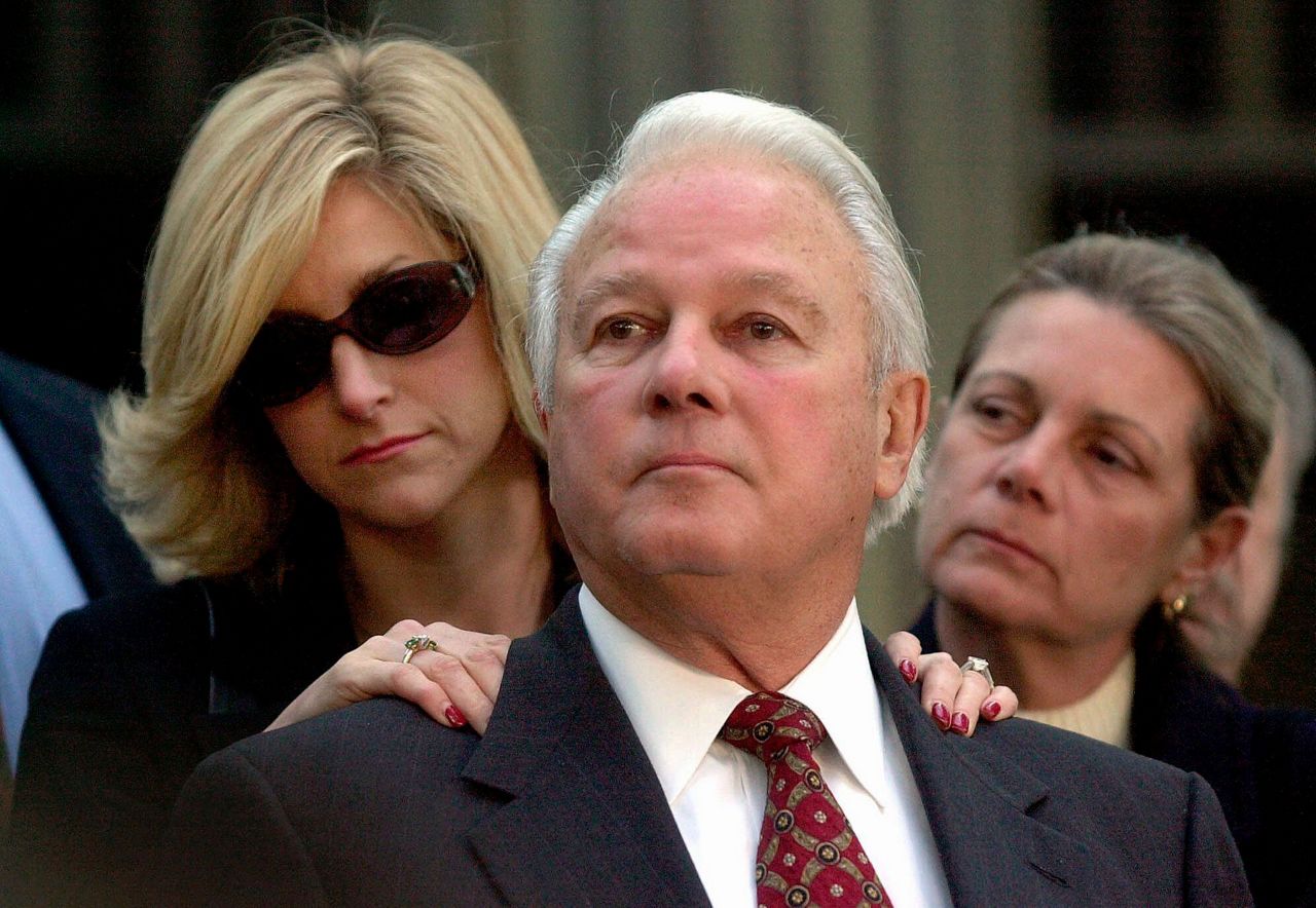 Ex-Louisiana Gov. Edwin Edwards died; knew power and prison