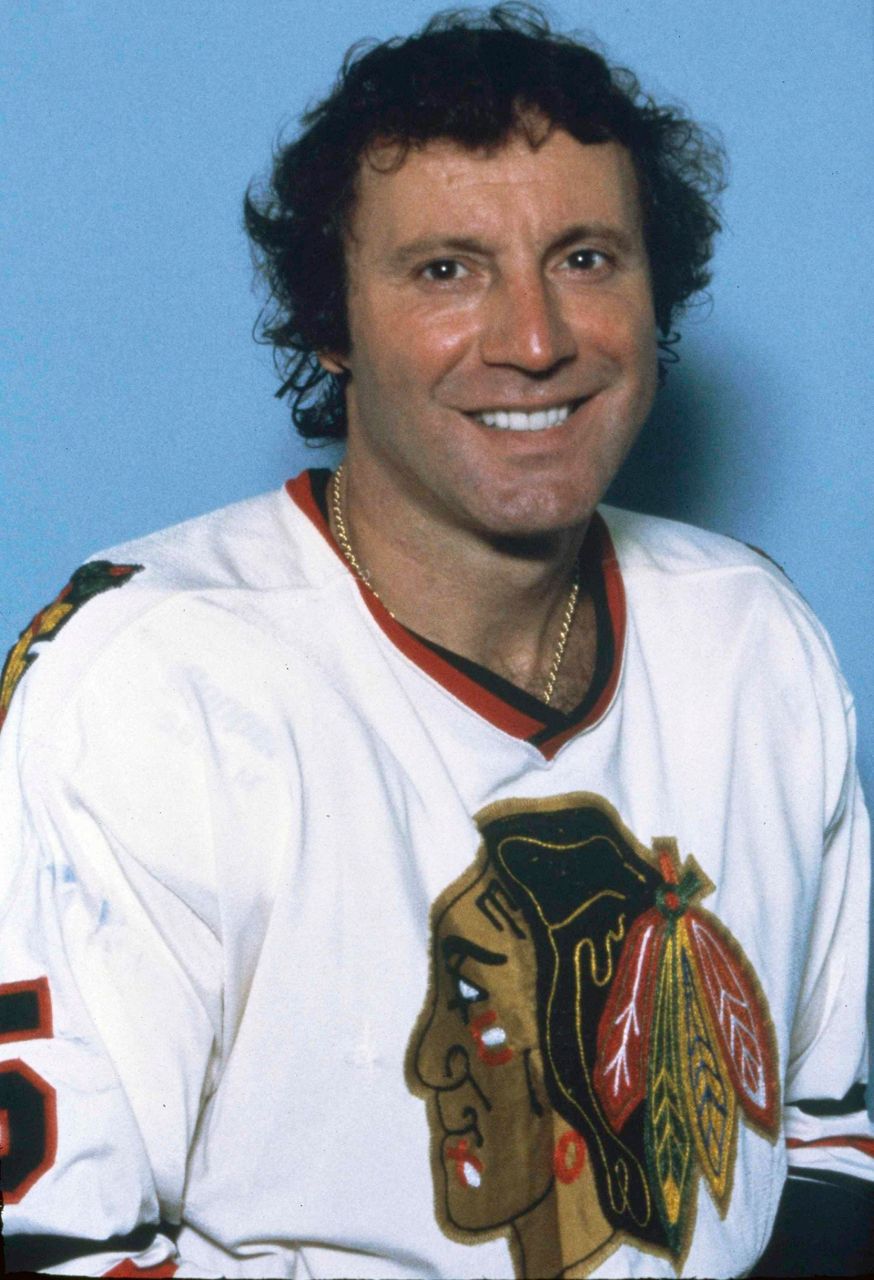 Blackhawks Hall of Fame goaltender Tony Esposito dies at 78