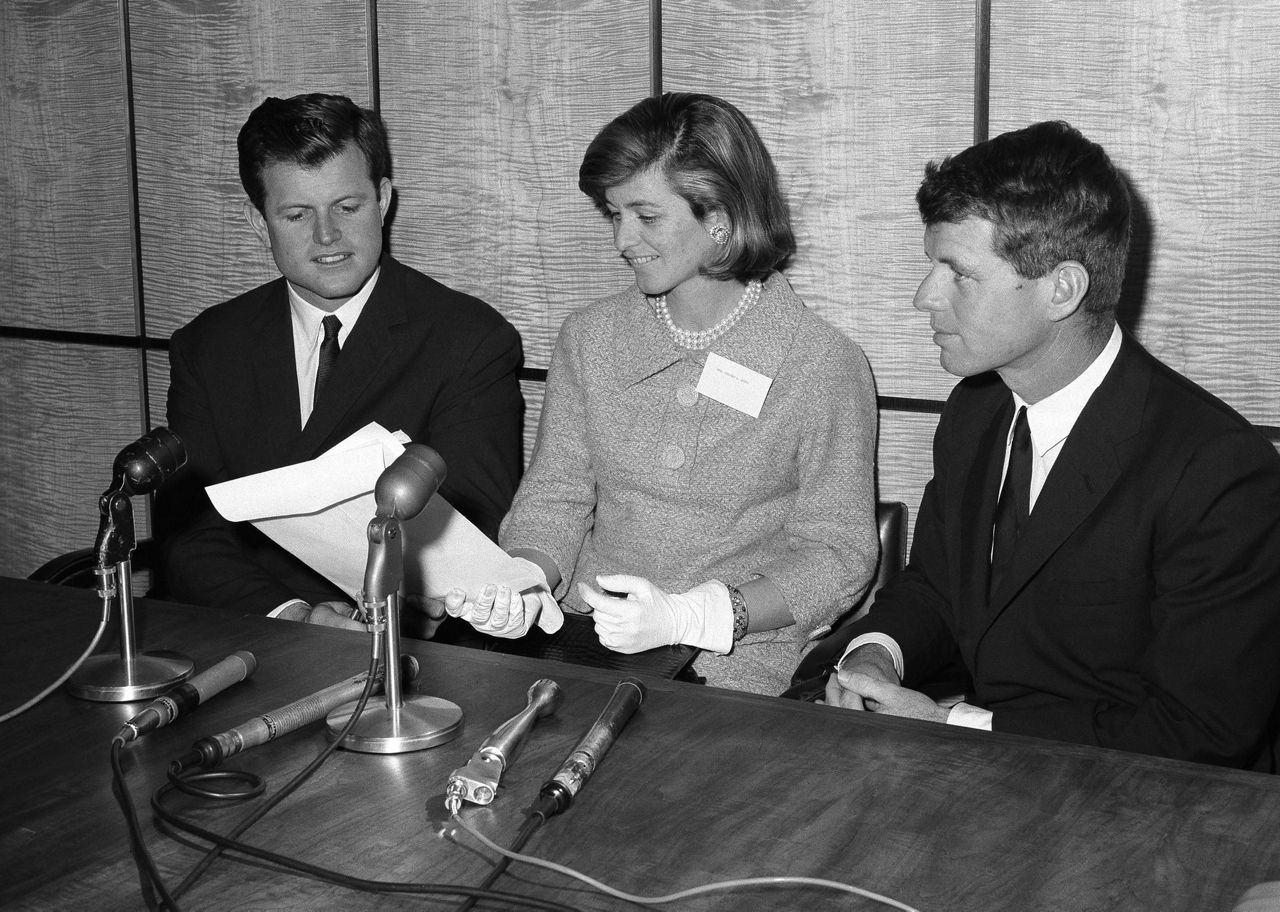Jean Kennedy Smith, last surviving sibling of JFK, dies
