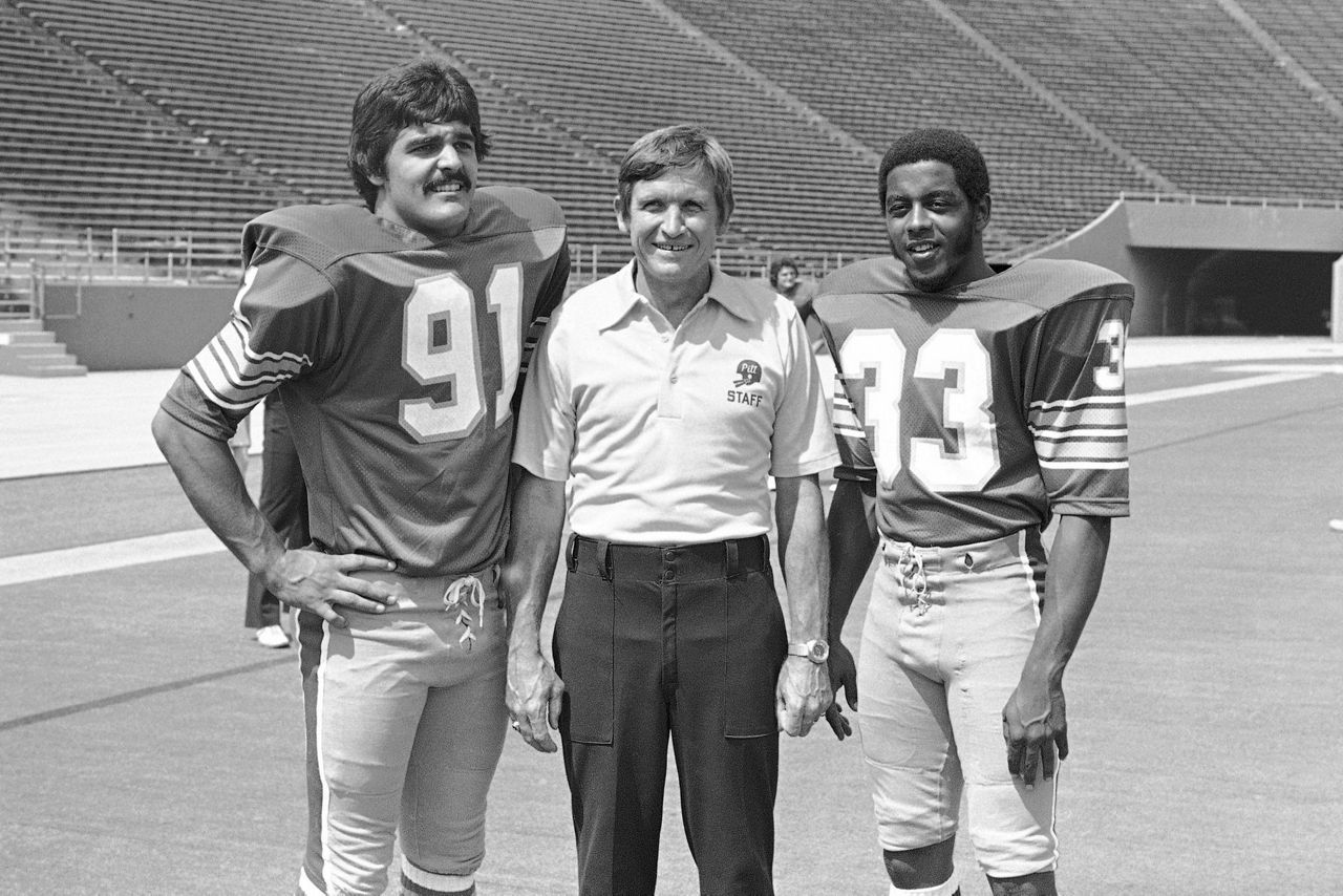 Johnny Majors, former Tennessee and Pitt coach, dies at 85