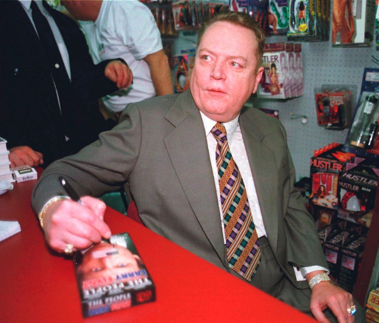 Hustler founder and First Amendment battler Larry Flynt dies